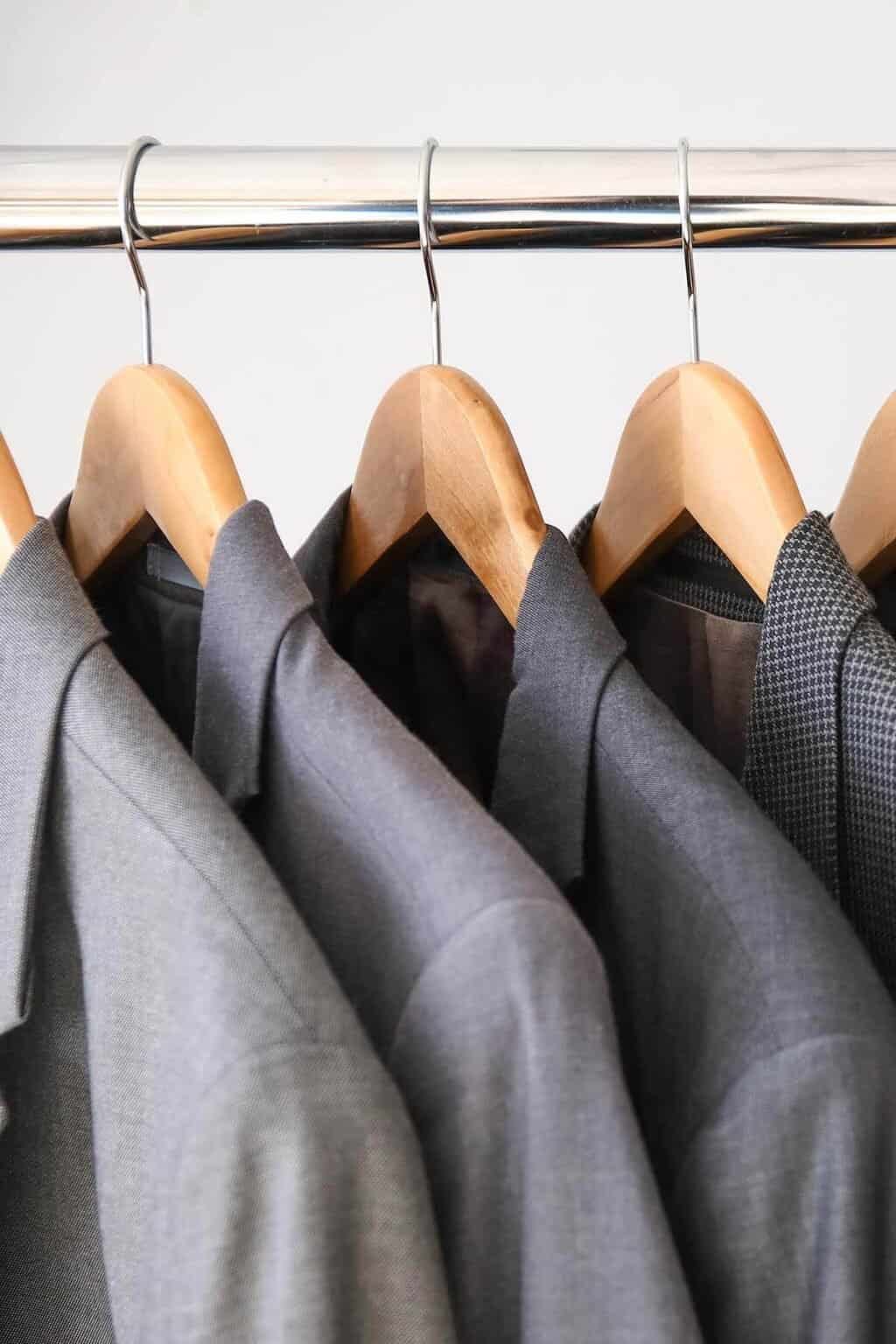 Building a Professional Wardrobe: Fashion Tips for Internship-Ready ...