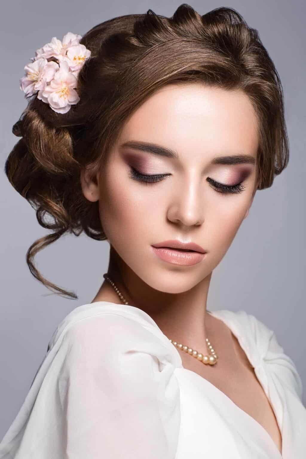 30 Stunning Glam Bride Makeup Ideas for Your Wedding