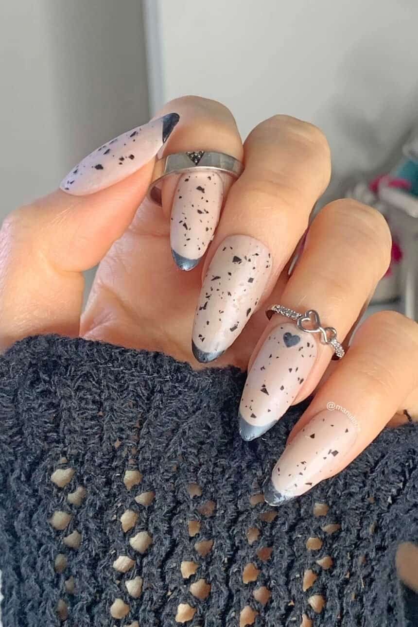 35+ Irresistible Classy Easter Nails You Will Want to Wear