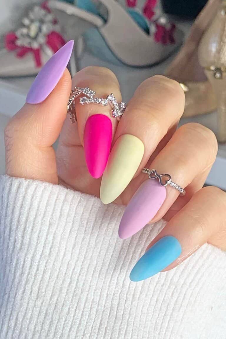 35+ Irresistible Classy Easter Nails You Will Want to Wear